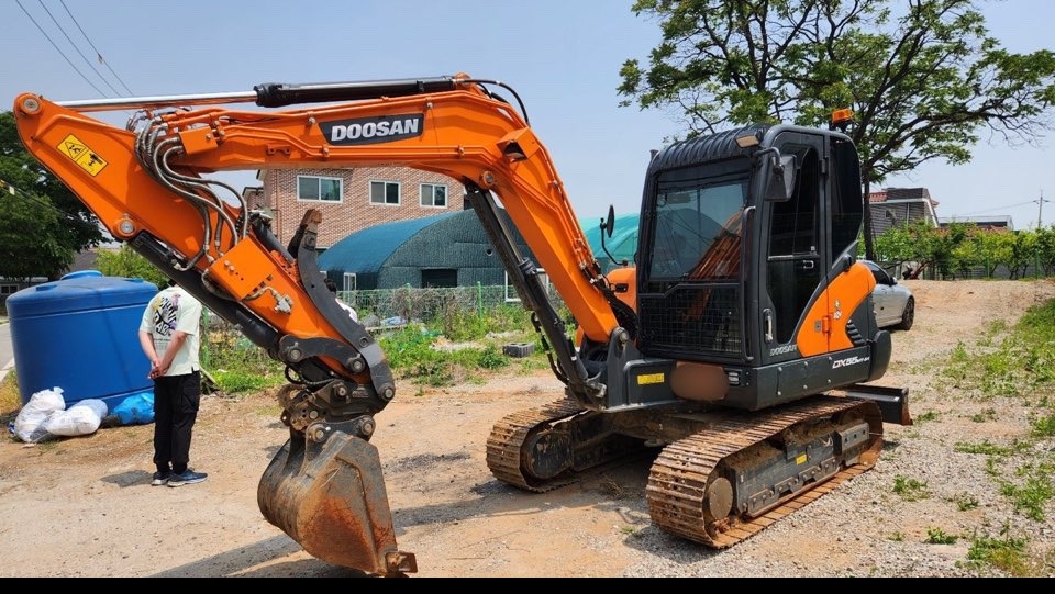 두산 DX55MT-5 판매합니다|전문가들